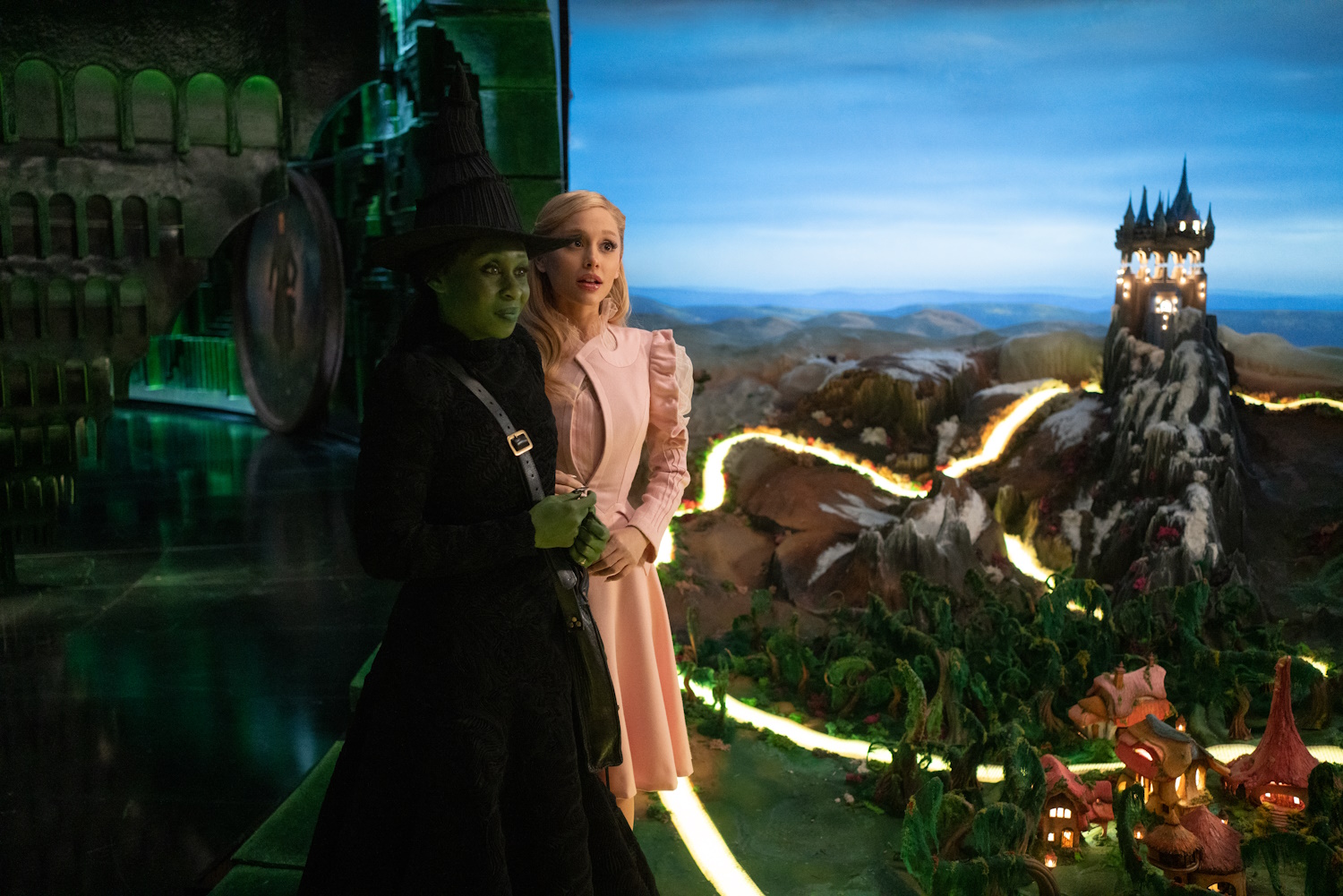 Wicked (2024) - What's After The Credits? | The Definitive After ...
